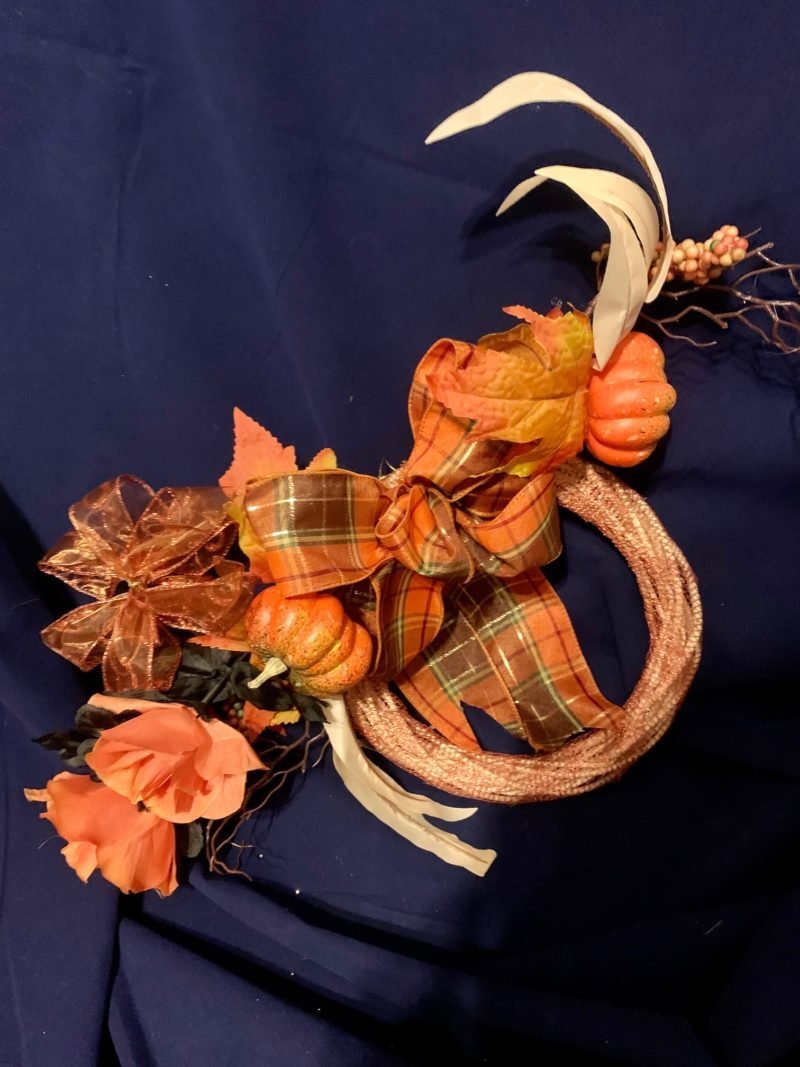 How To Make A Beautiful Fall Wreath And Bows In Minutes